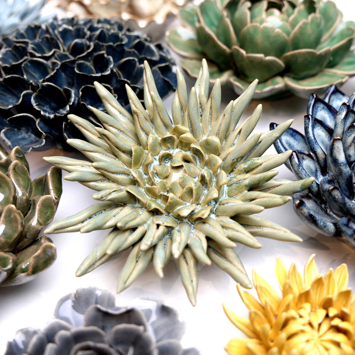 Ceramic Flower Collection 6 - 60pc Assortment – Chive US Wholesale